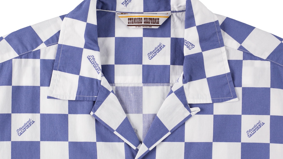 スタンダード カリフォルニアから、ロゴ入りチェックを折り入れたフレッシュな夏ウエアが到着。 | GO OUT WEB