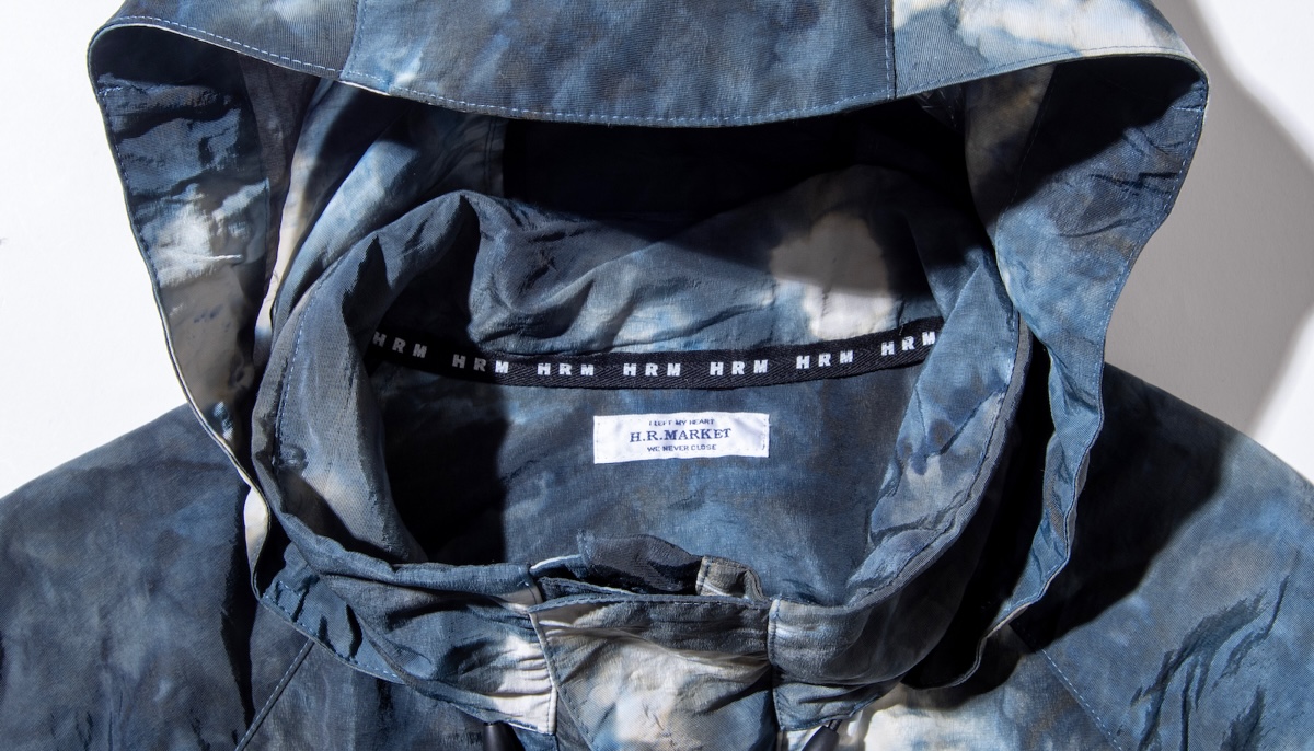 ハリウッド ランチ マーケットが日本伝統の染色技法で仕上げた、 ECWCS タイプのオリジナルフィールドコート。 | GO OUT WEB