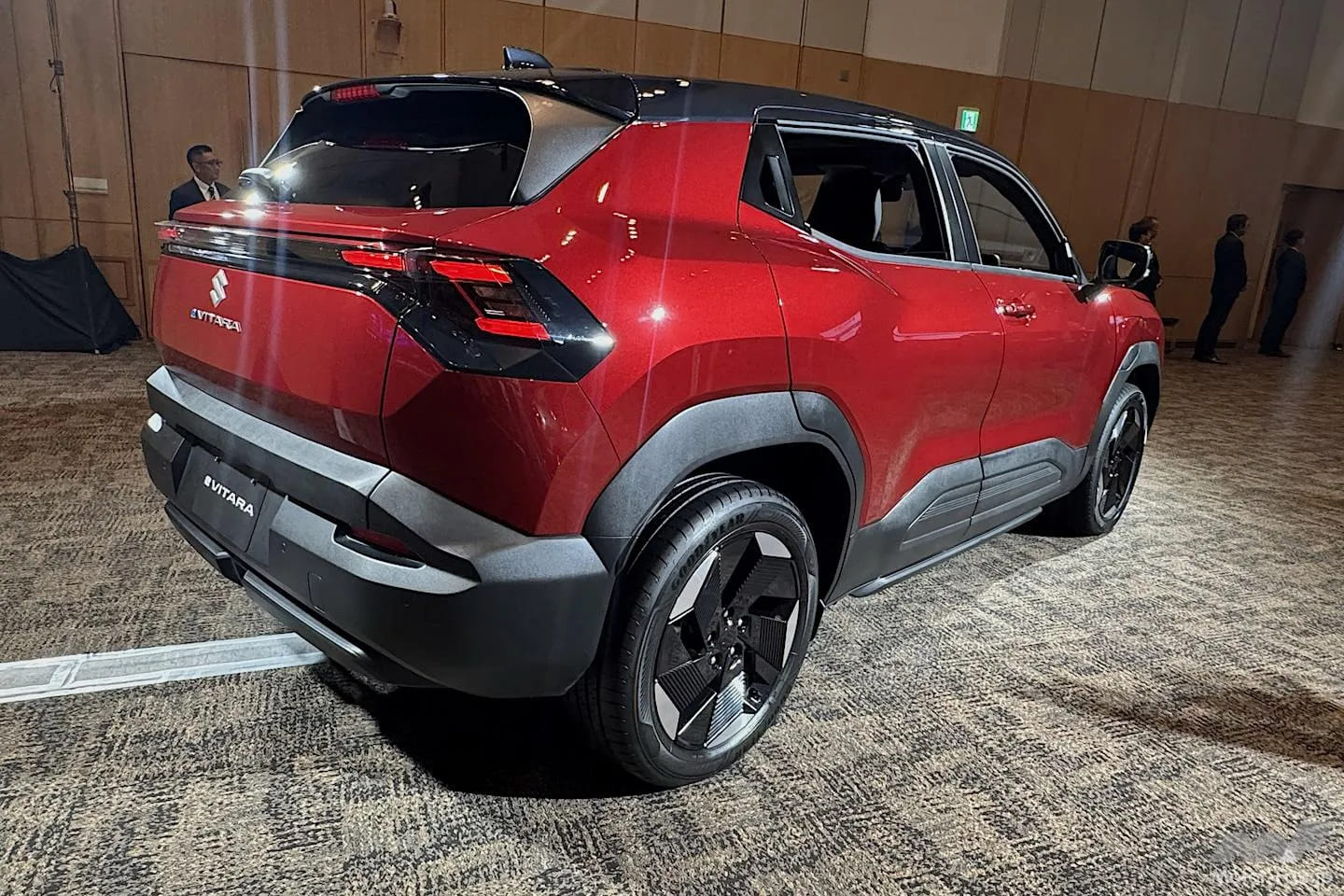 スズキから、SUVの力強さと電動性能を両立させた新型「eビターラ」が登場！ | GO OUT WEB